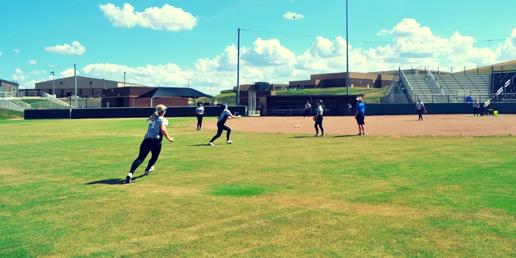 6 Characteristics of the Relentless Softball Competitor [Infographic]